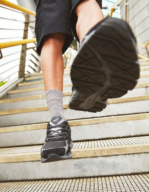 Asics GEL-NYC: Heritage in Every Step | Running Trainers